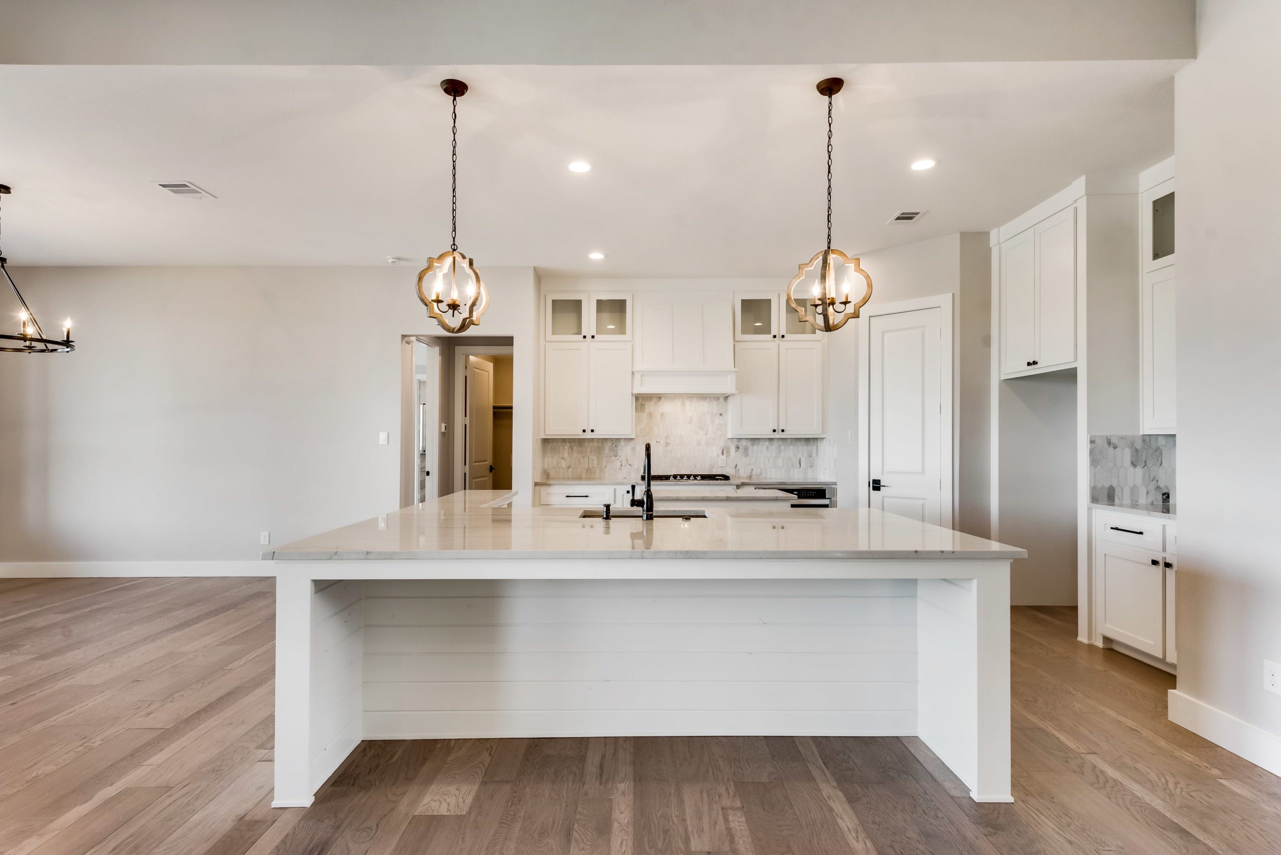 Custom Home Kitchen Designs - Dallas Texas - Custom Home Builders