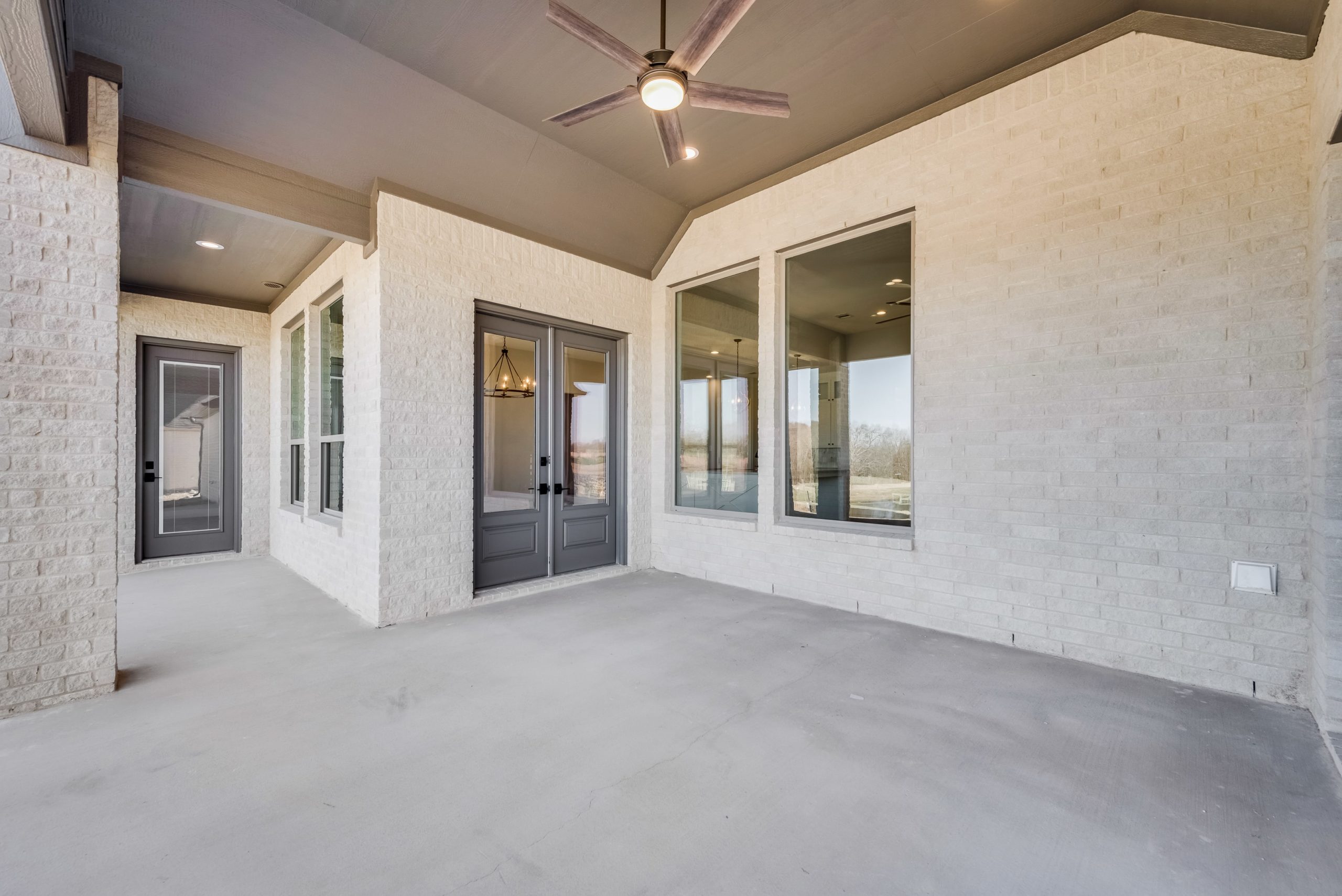 Custom Home Exterior Designs - Dallas Texas - Home Builders