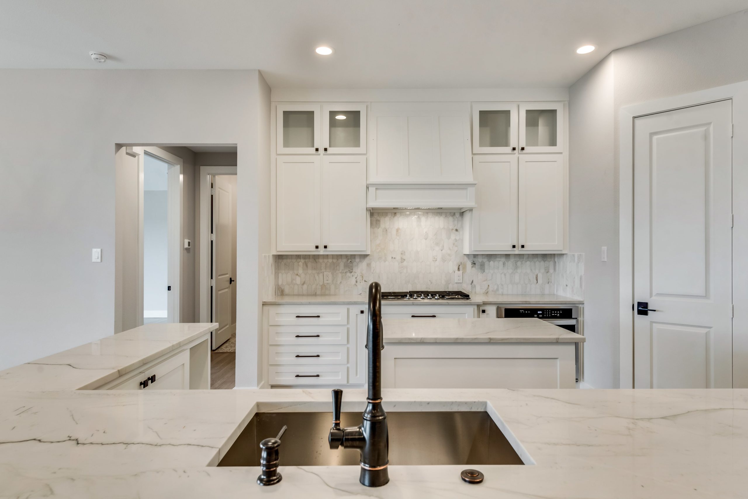 Custom Home Kitchen Designs - Dallas Texas - Custom Home Builders