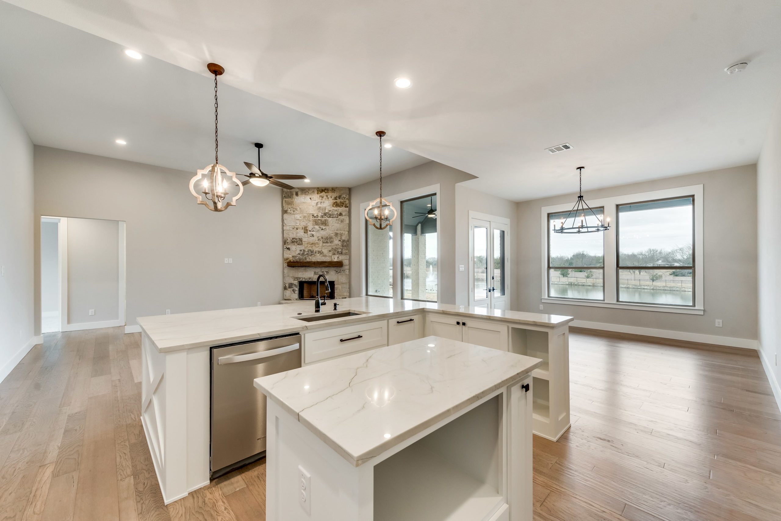 Custom Home Kitchen Designs - Dallas Texas - Custom Home Builders